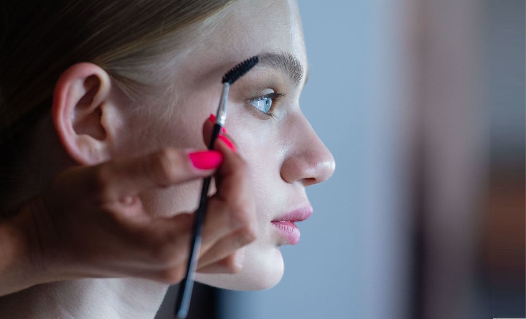 Πως να πετύχετε τα τέλεια φρύδια σύμφωνα με το φετινό TREND